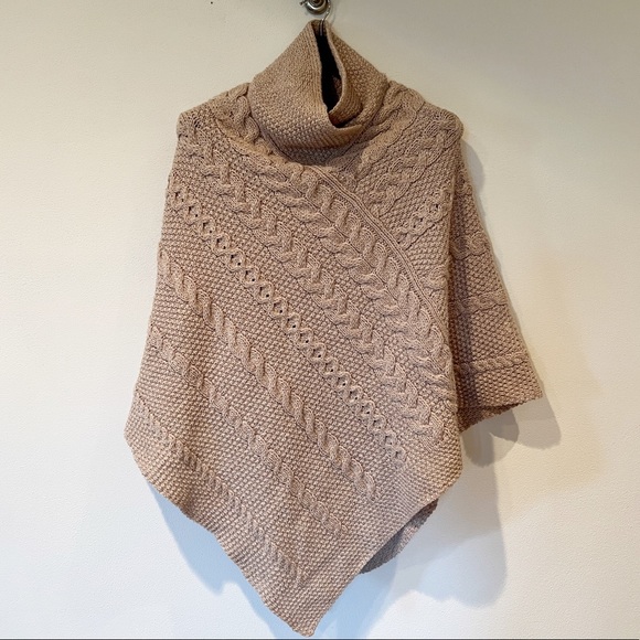 Inis Crafts | Sweaters | Inis Crafts Made In Ireland Merino Wool Cable ...